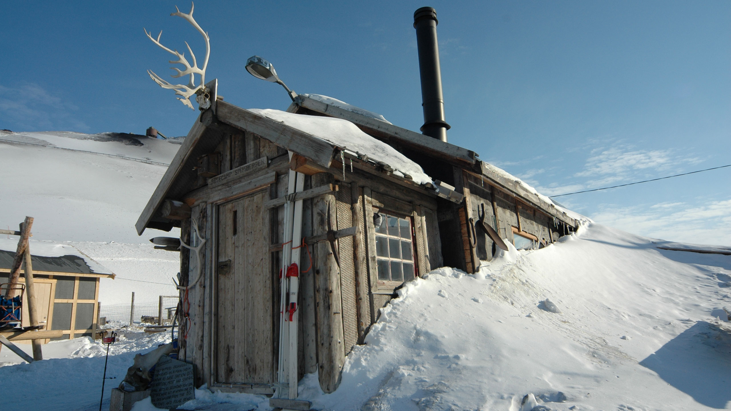 Trapper's Station - Luxury Hotel in the Svalbard Islands
