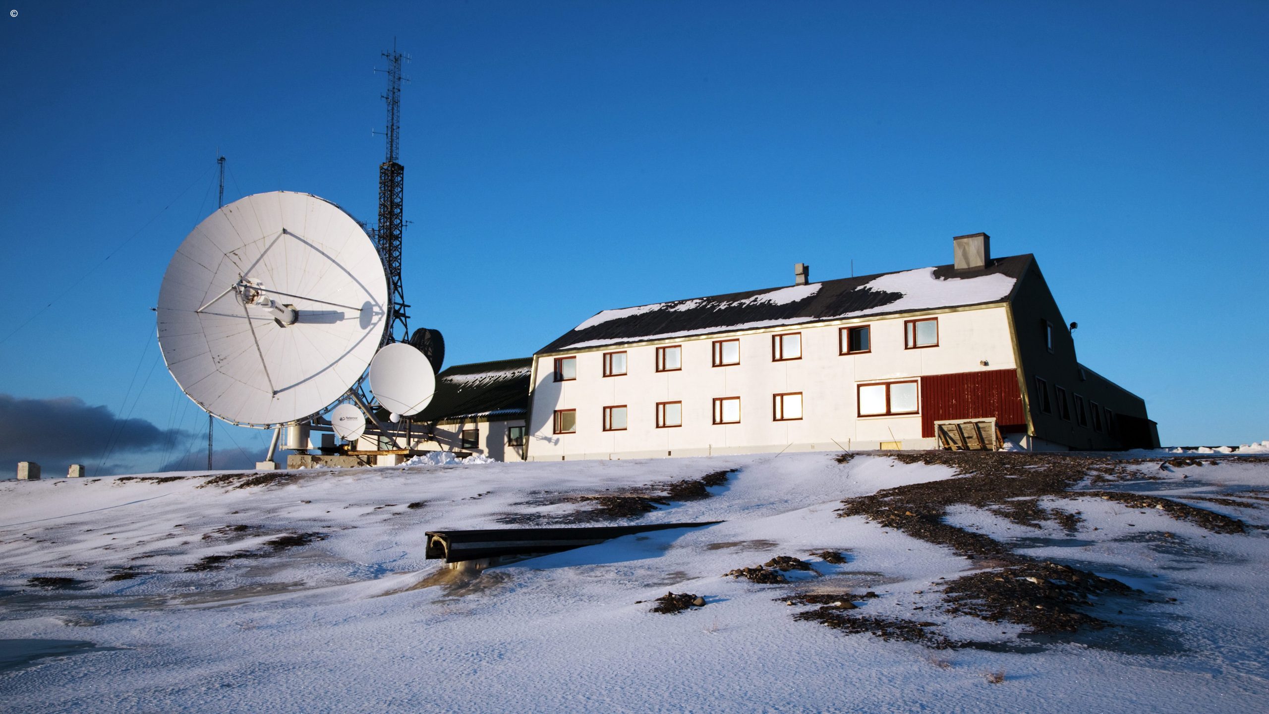 Isfjord Radio - Luxury Hotel In The Svalbard Islands | Jacada Travel