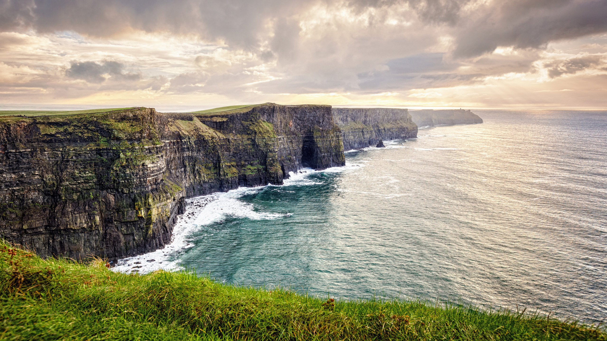 A guide to family trips to Ireland and Scotland 2026/2027 | Jacada Travel