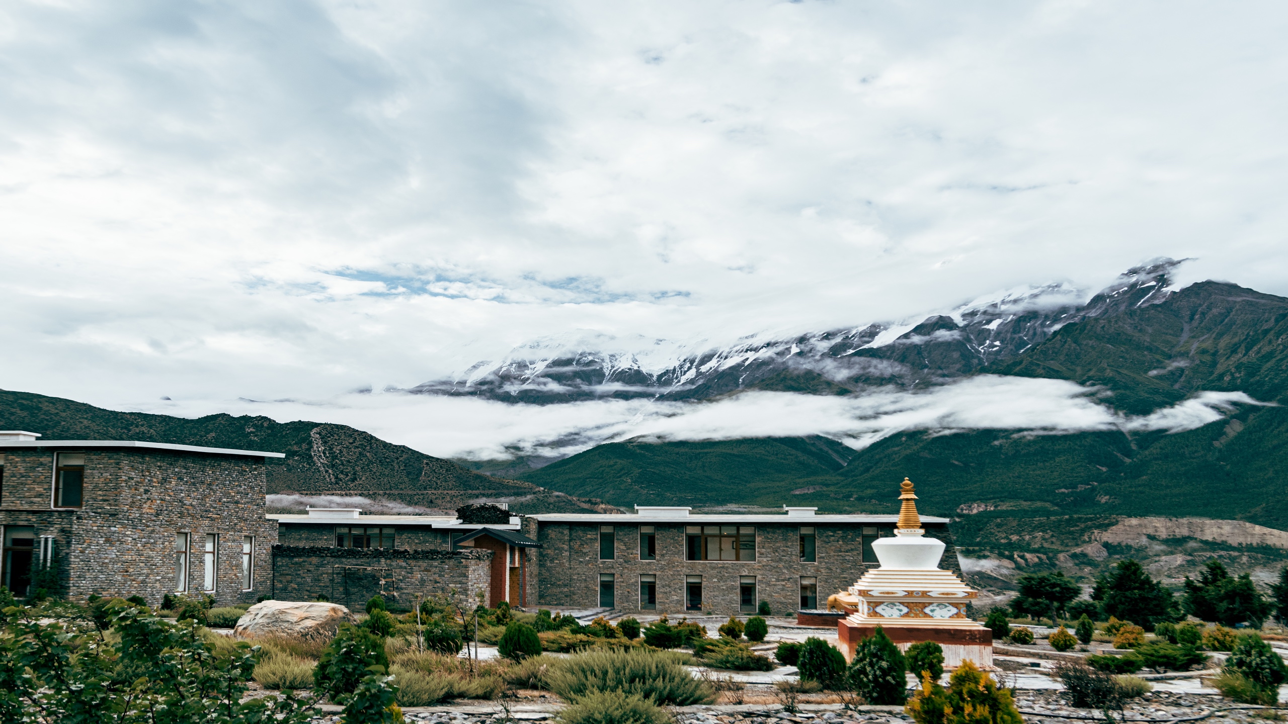 Shinta Mani Mustang - Luxury Hotel In Annapurna | Jacada Travel